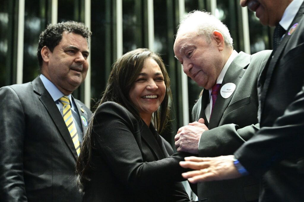Senado homenageia lideranças cristãs com comenda 'Daniel Berg e Gunnar ...