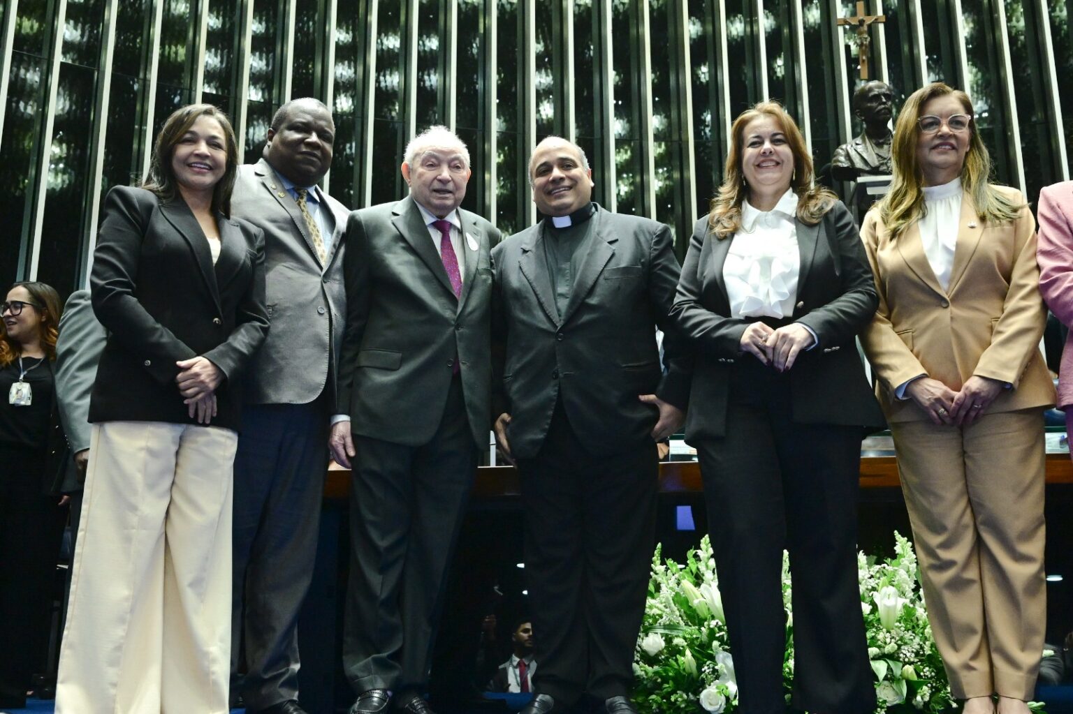 Senado homenageia lideranças cristãs com comenda 'Daniel Berg e Gunnar ...